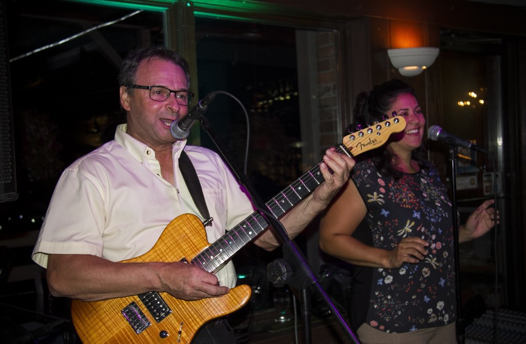 The ShakeBand | Performing the Songs You Love