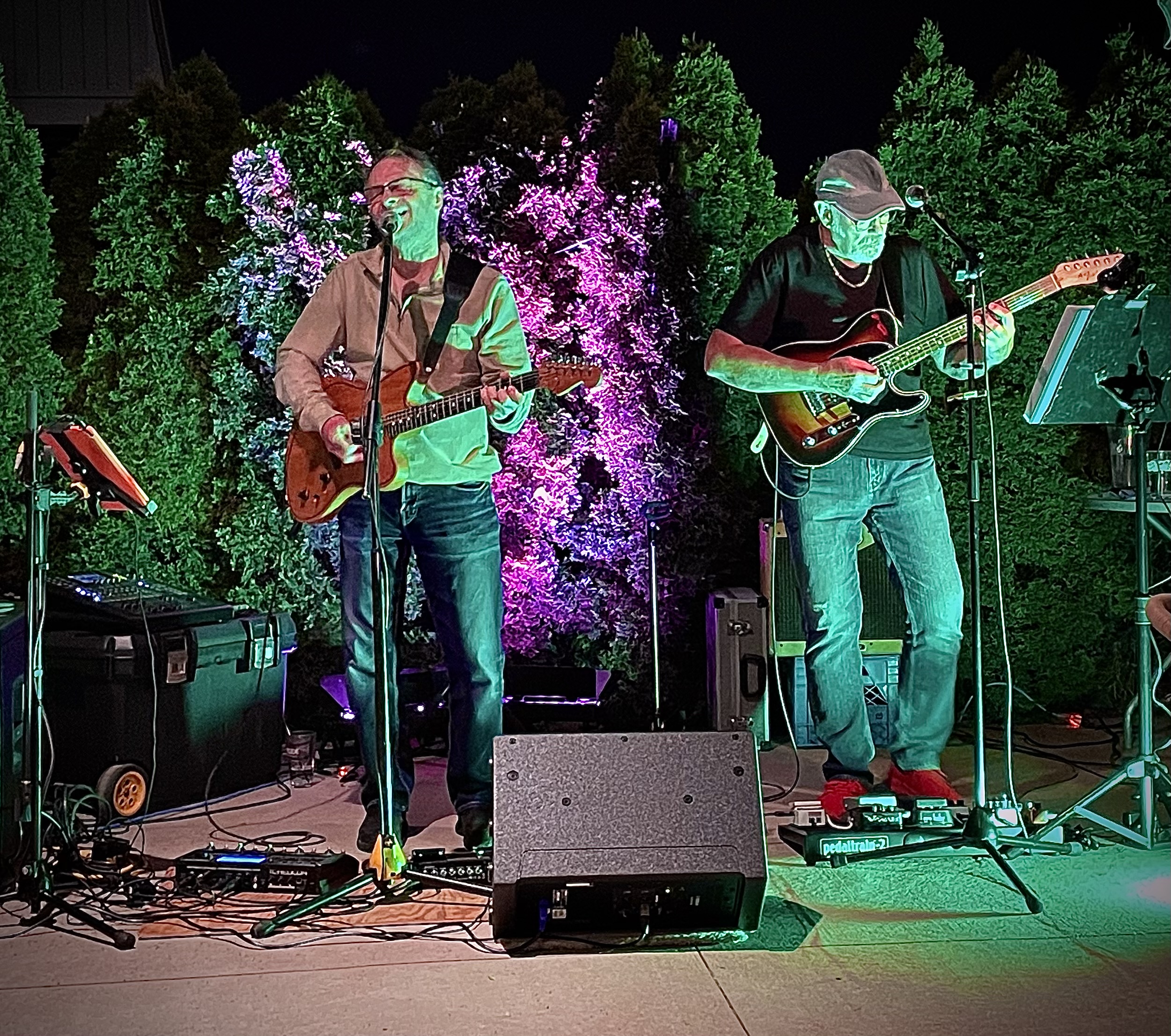 The ShakeBand | Performing the Songs You Love